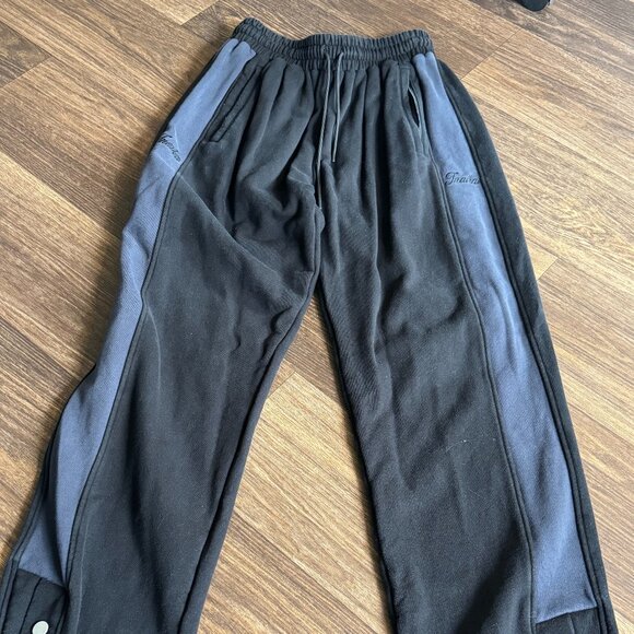 Inaka Power | Pants & Jumpsuits | Inaka Power Button Relaxed Sweats ...